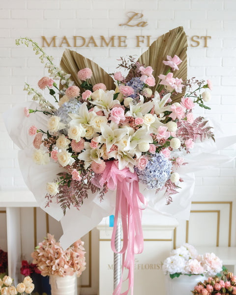 Sparks Fly Standing Bouquet – Madame Florist