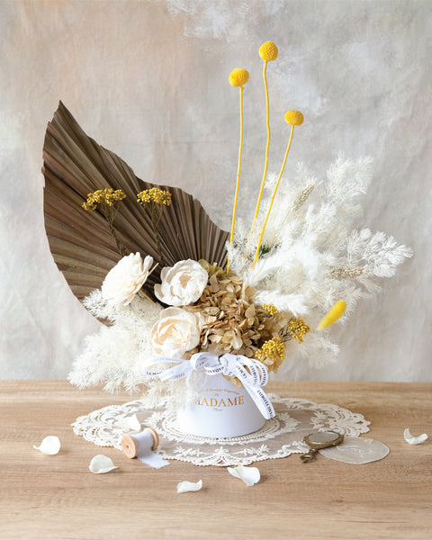 Twinkle Stars Preserved Blossom Box – Madame Florist