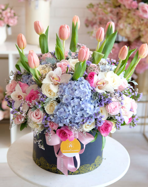 Rossy Garden Blossom Box – Madame Florist