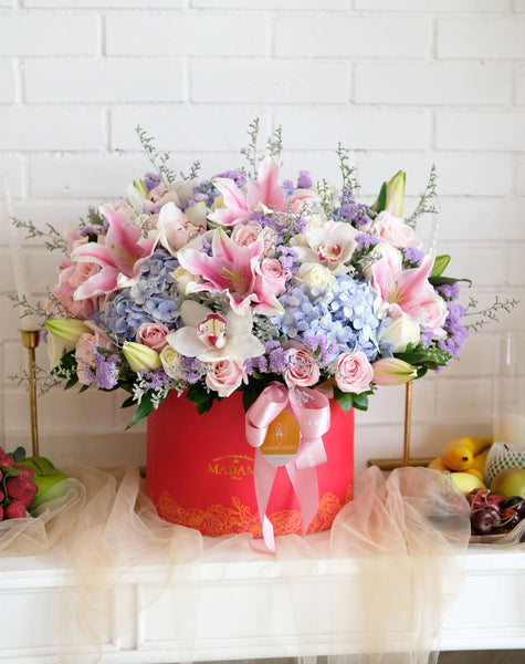 Country Garden Blossom Box – Madame Florist